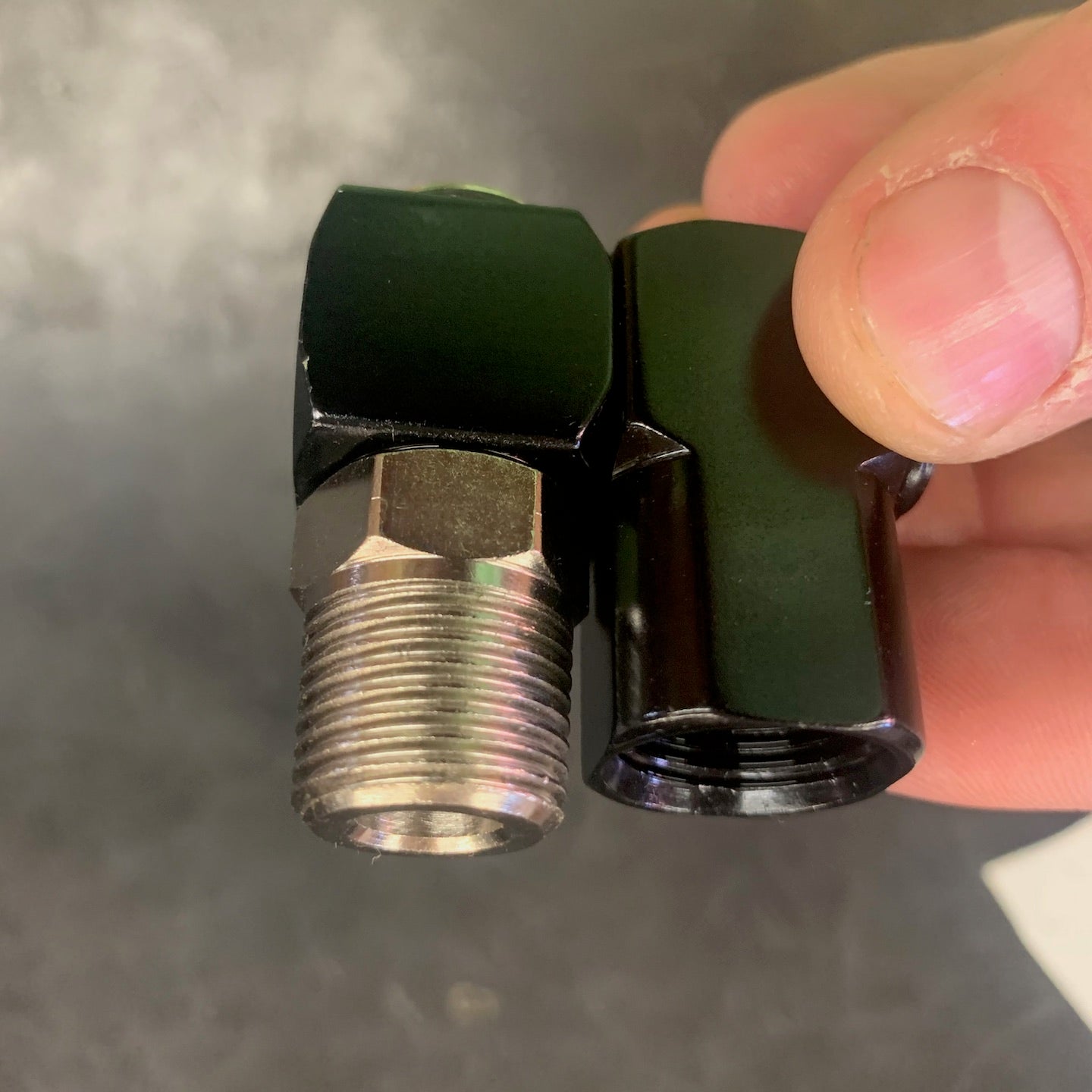 AJAX 3/8 in (9.5 mm) NPT; 360 Degree Hose Swivel – Harry J. Epstein Co.