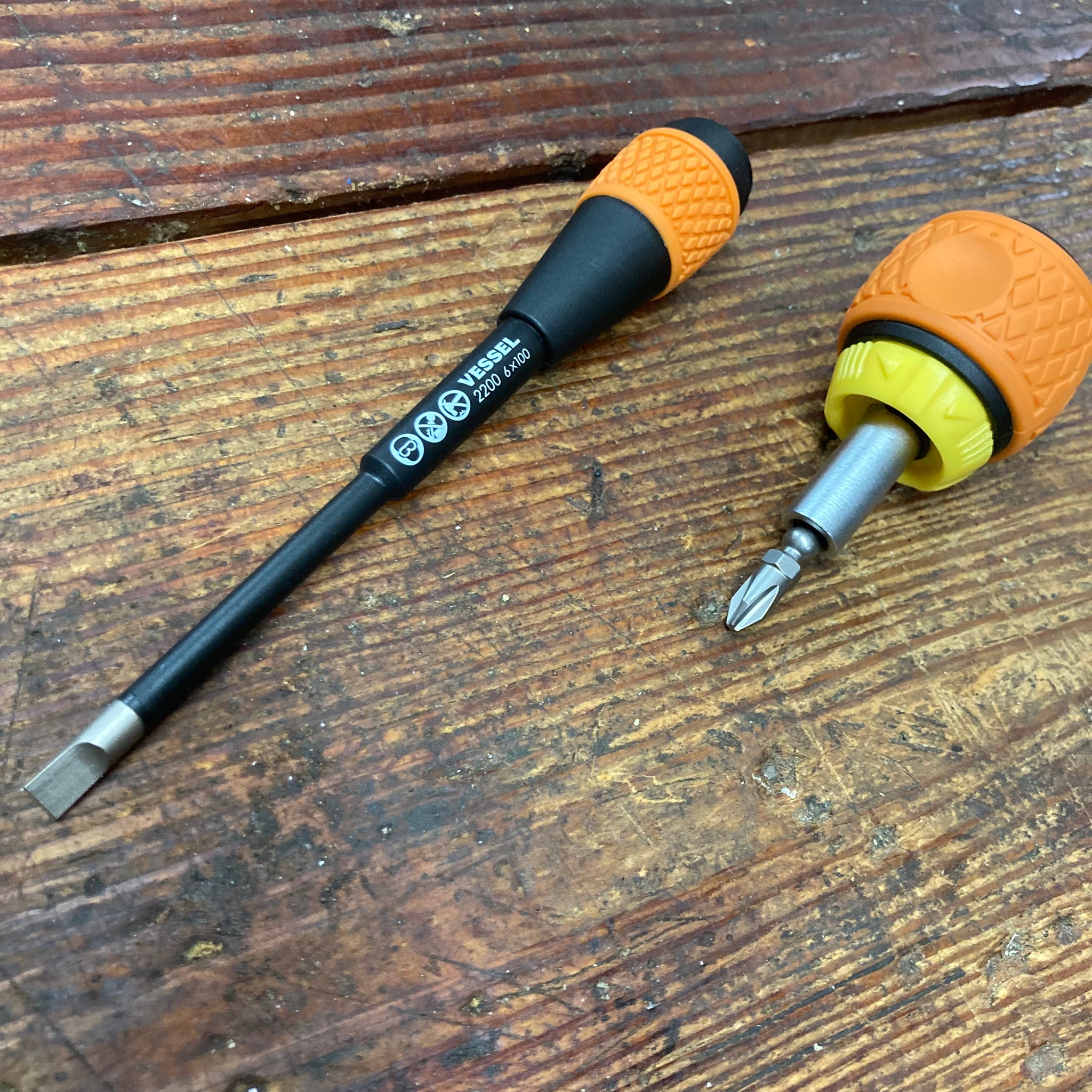 Vessel Ball Grip Ratcheting 5pc. Screwdriver Set (22005EVA) – Harry J ...