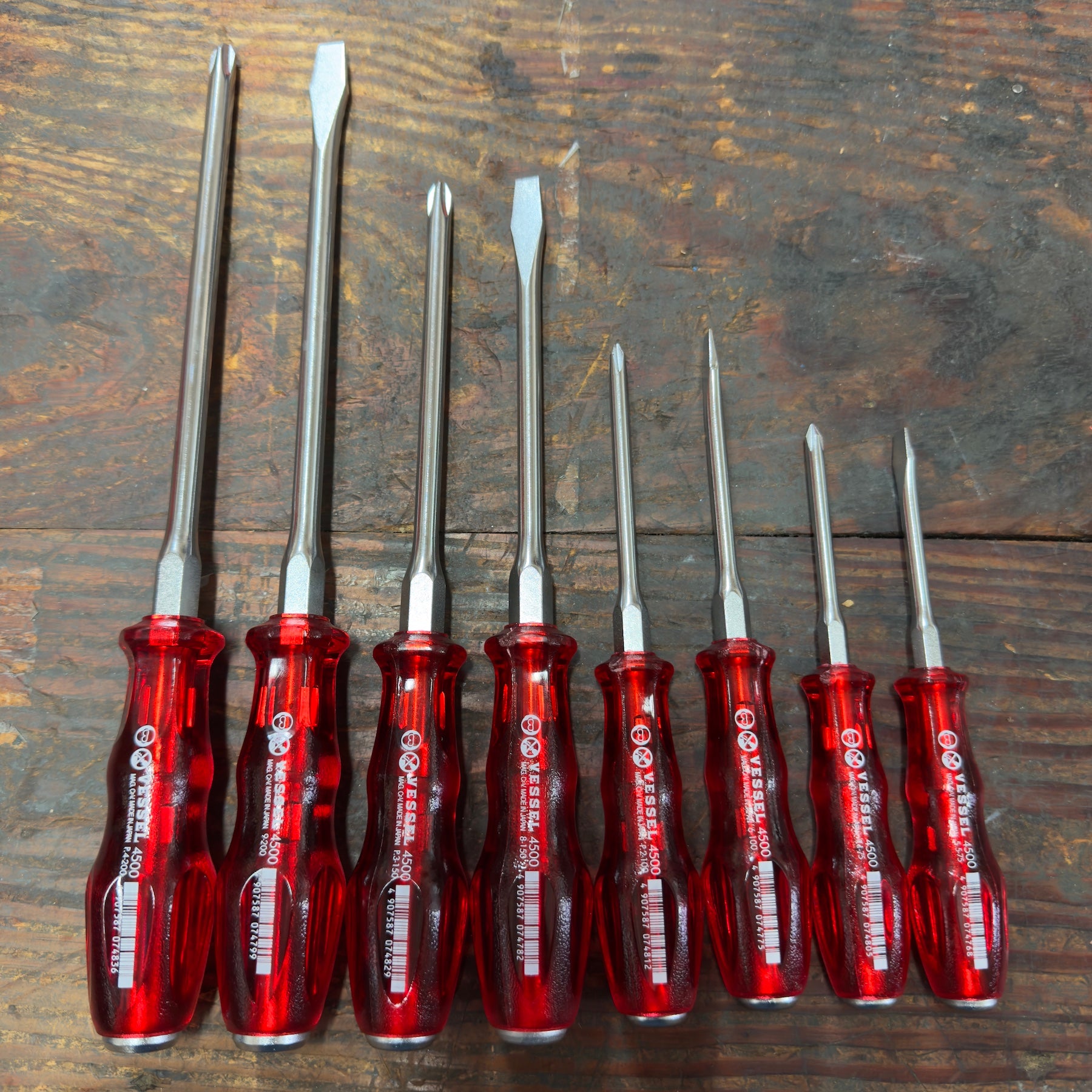 Vessel 8pc Slotted and Phillip Power Grip Screwdriver Set (V4500S/P ...