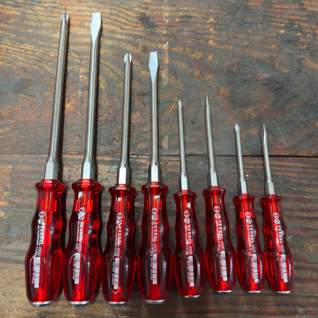 Vessel 8pc Slotted and Phillip Power Grip Screwdriver Set (V4500S/P ...
