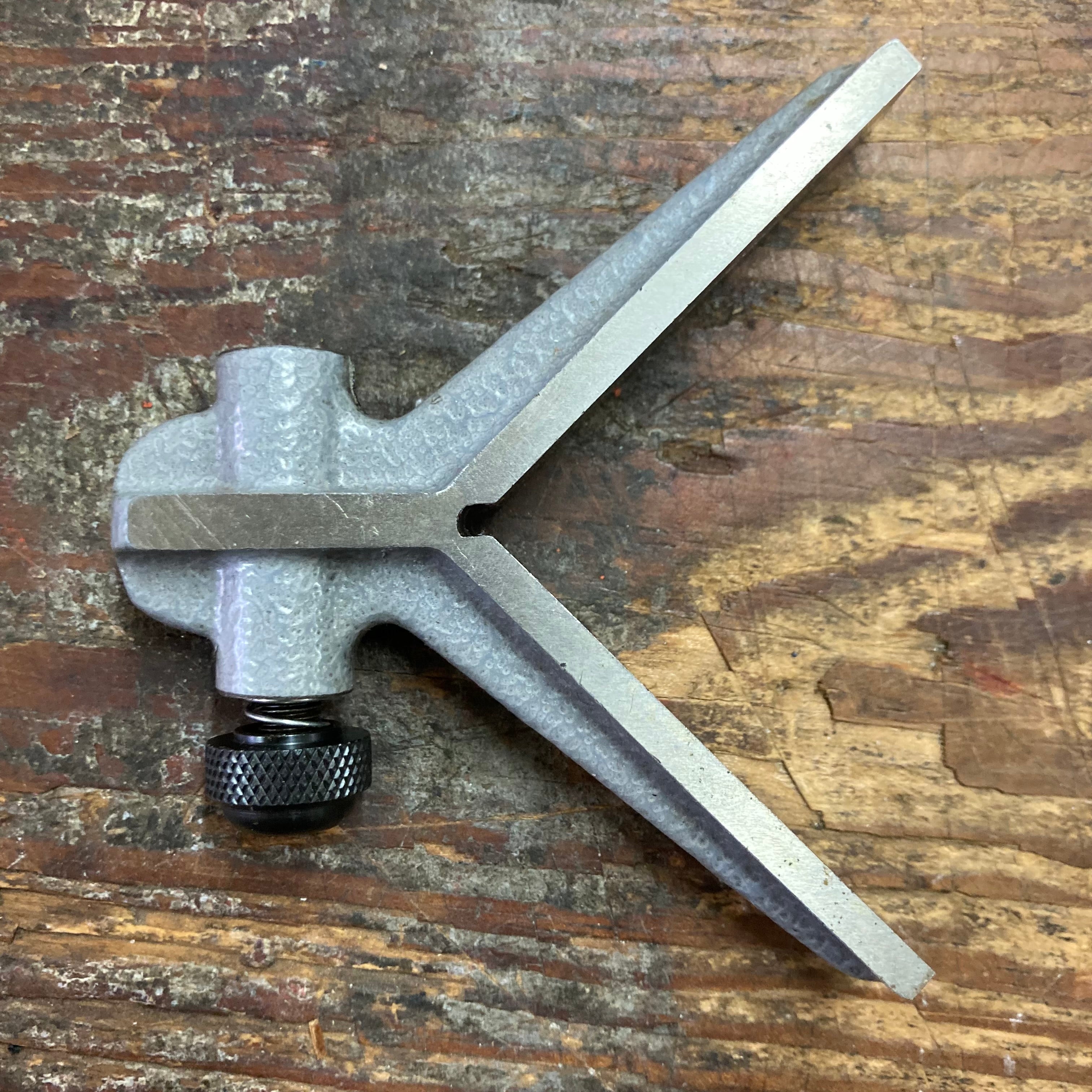 PEC Centerhead for 12" Combination Squares (7122A-012) – Harry J ...