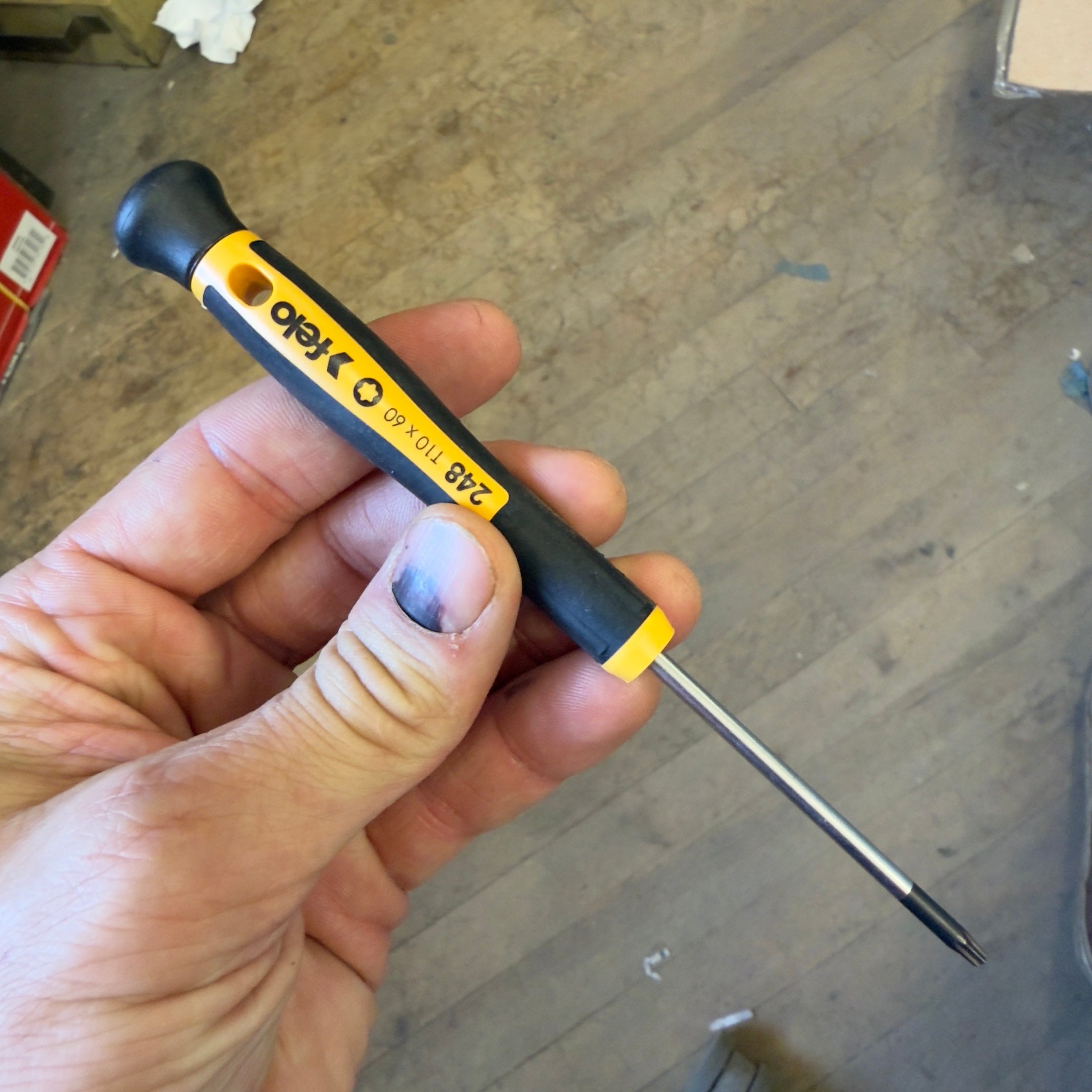 Felo Precision Torx T10 Screwdriver 2 3/8" (31800) – Harry J. Epstein Co.