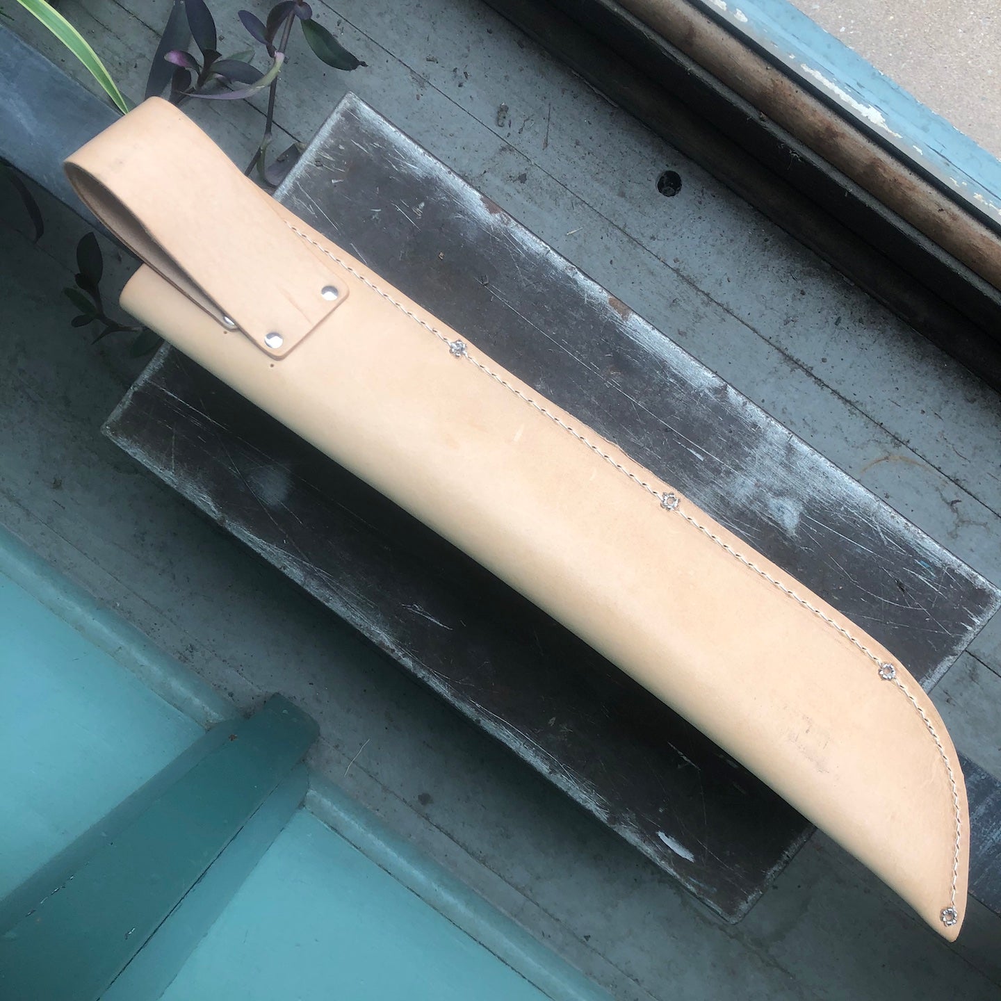 18" Leather Machete Sheath (M18) – Harry J. Epstein Co.