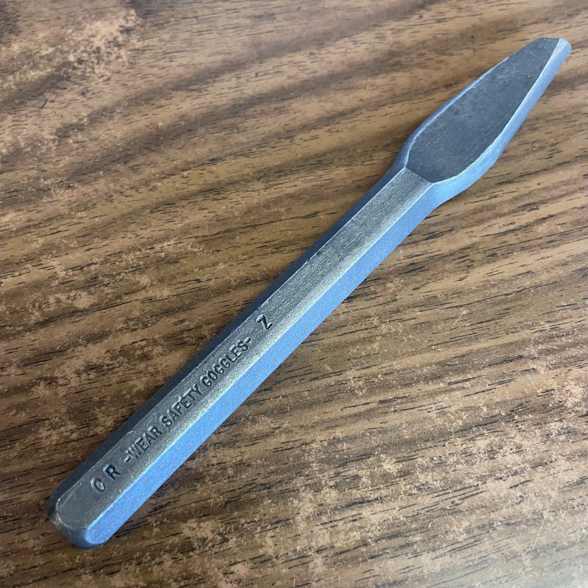 Wilde 5/16" Round-Nose Chisel (CR1032) – Harry J. Epstein Co.