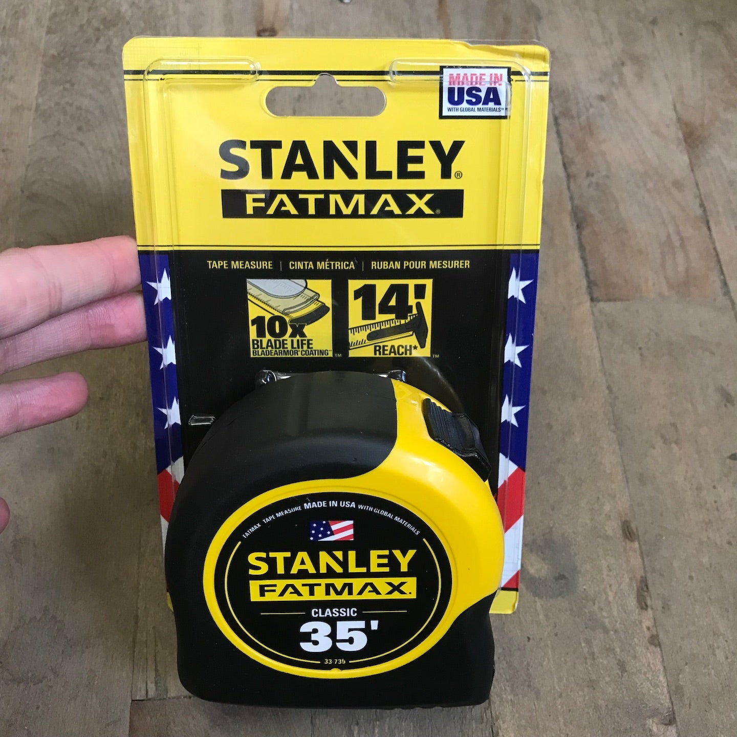 Stanley Fatmax 35' x 1 1/4" Tape Measure (33-735) – Harry J. Epstein Co.