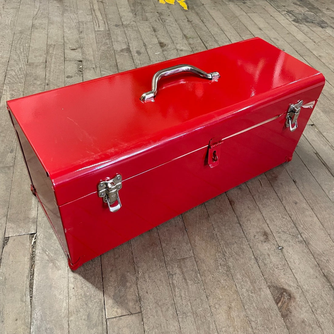 Valley Red Metal Tool Box w/ Handle and Tray 22 1/2" x 8 1/2" x 9" (VR ...