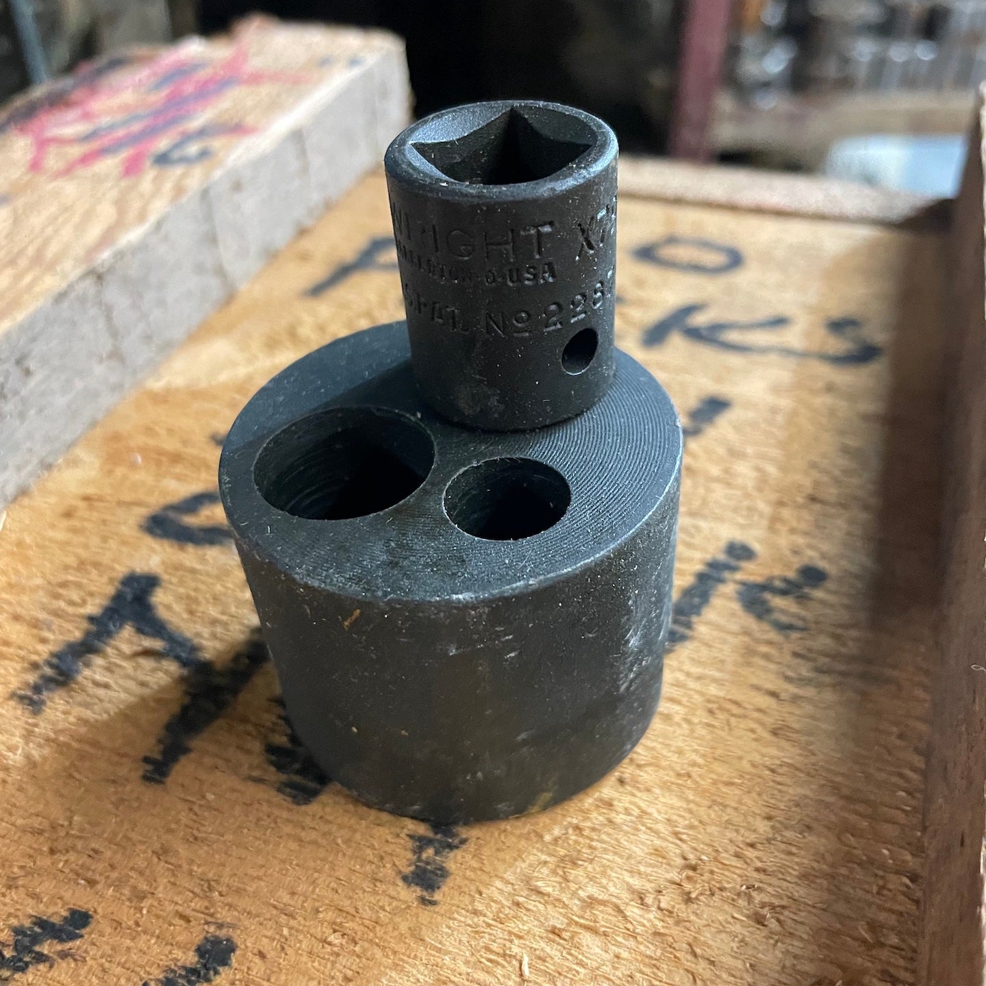 1952 Wright Tool Stud Extractor NOS (X79) – Harry J. Epstein Co.